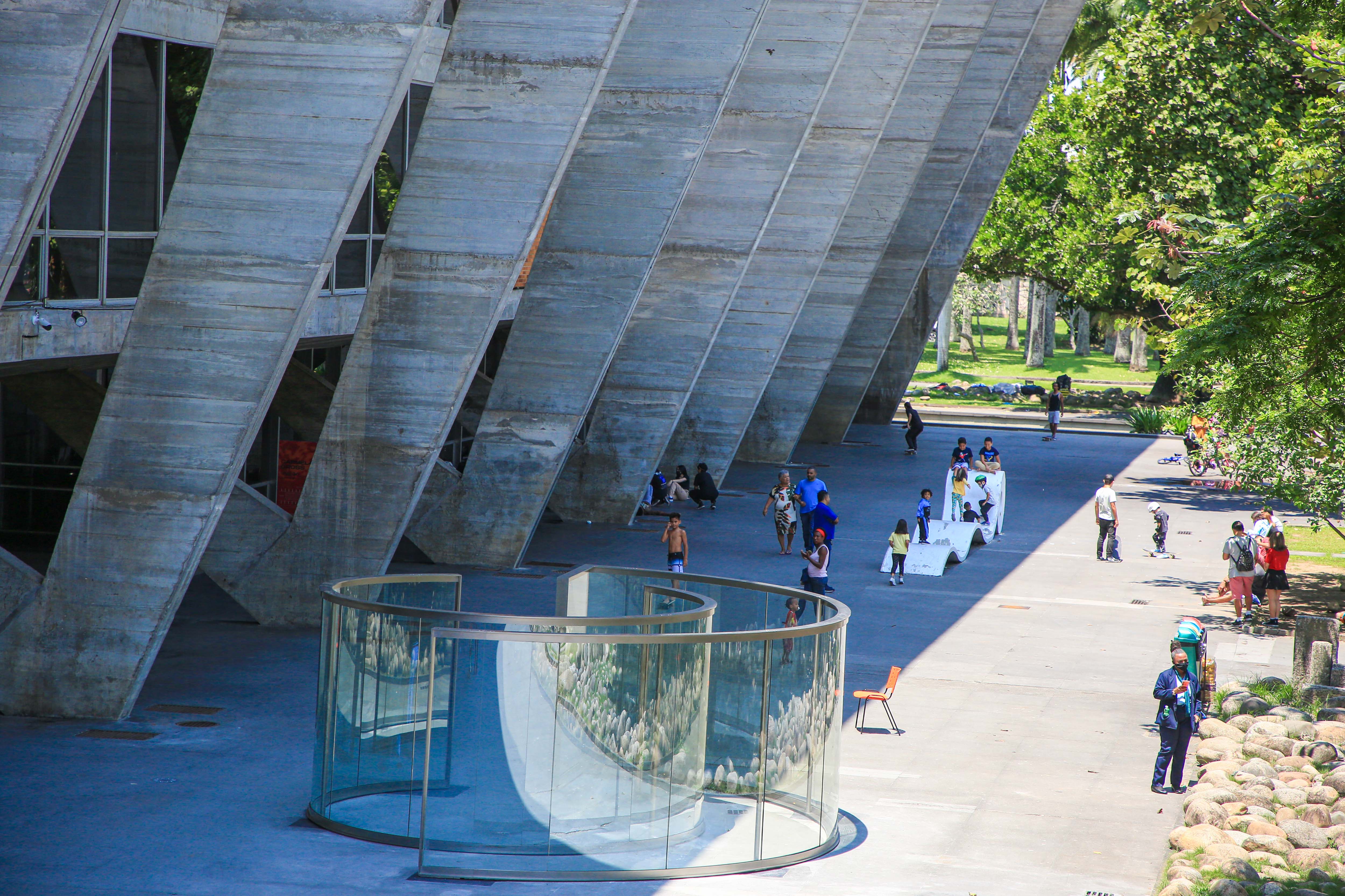 Ternium, Fundación Proa y MAM llevan obra de Dan Graham a Río de Janeiro